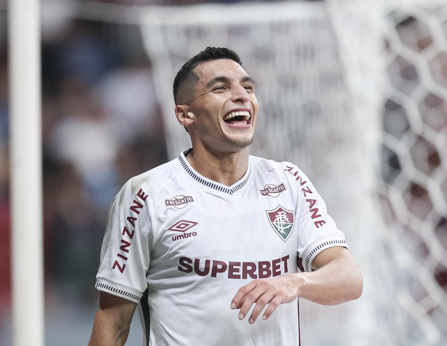Fluminense define preço para vender Kevin Serna